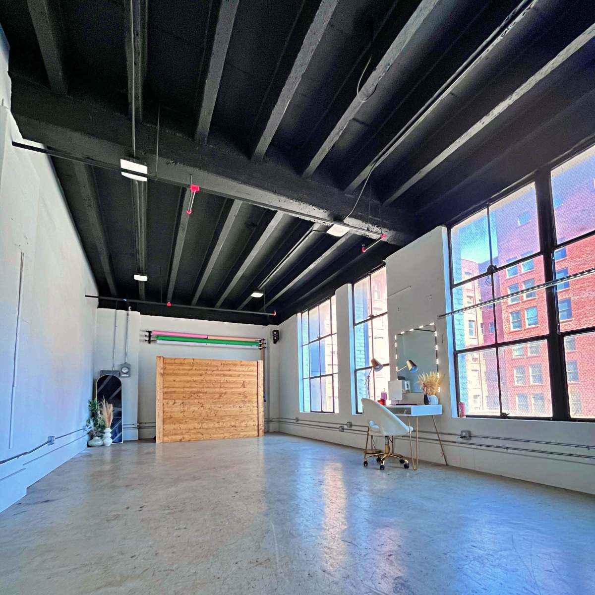 Natural Lighting Loft, Open Space w/Backdrops, Los Angeles, CA | Event ...