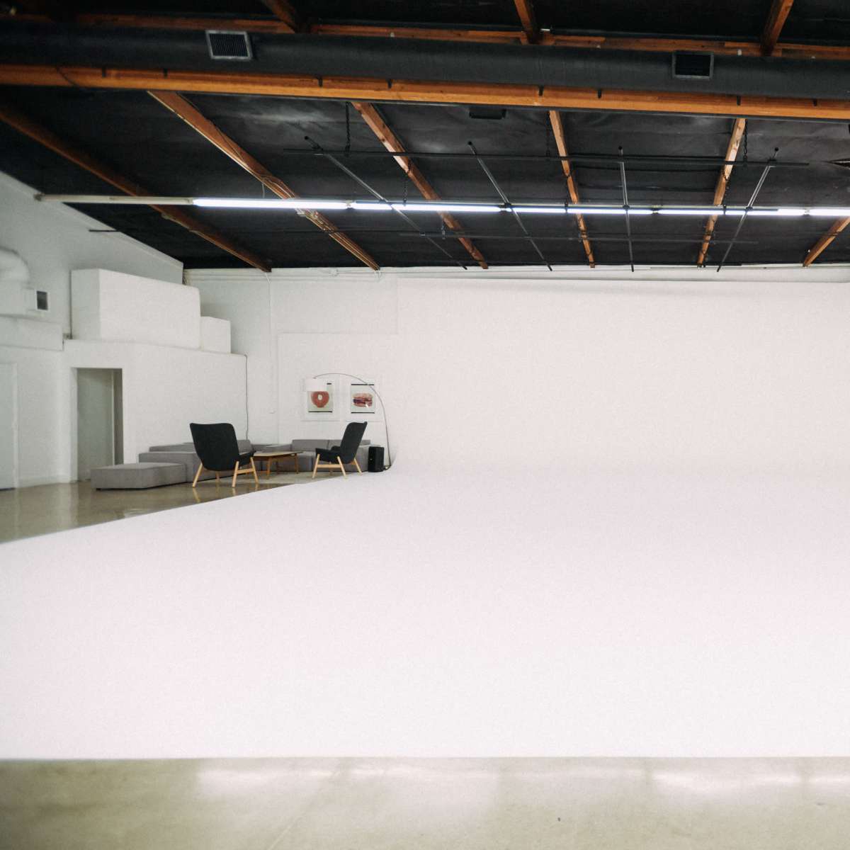 Verge Studios | 4500 SQFT GROUND LEVEL STUDIO / 40x40 CYC WALL / GRID ...