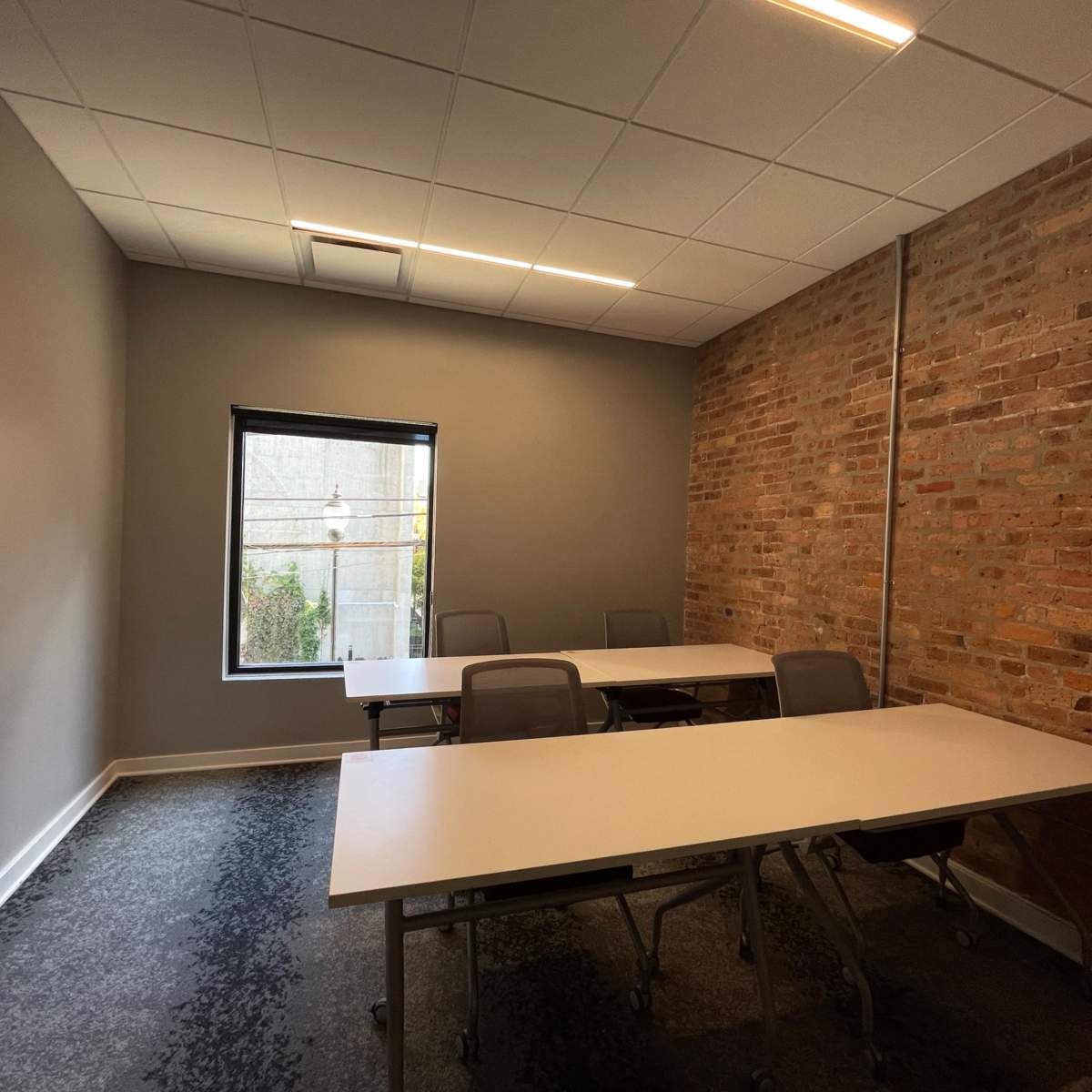 Lawrence and Madelyn Jenkins Conference Room, Chicago, IL | Production ...