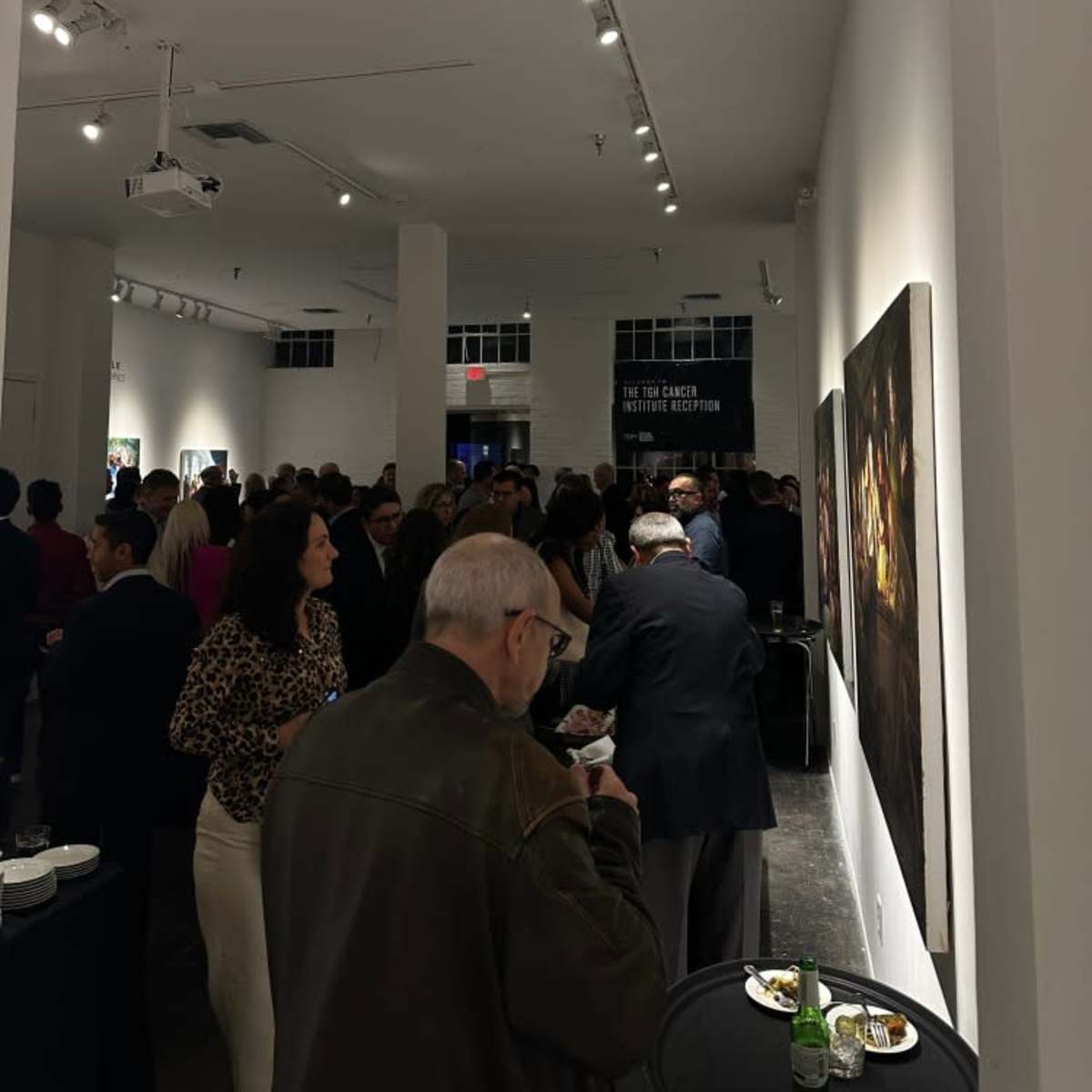 Downtown centrally located beautiful contemporary art gallery with ...