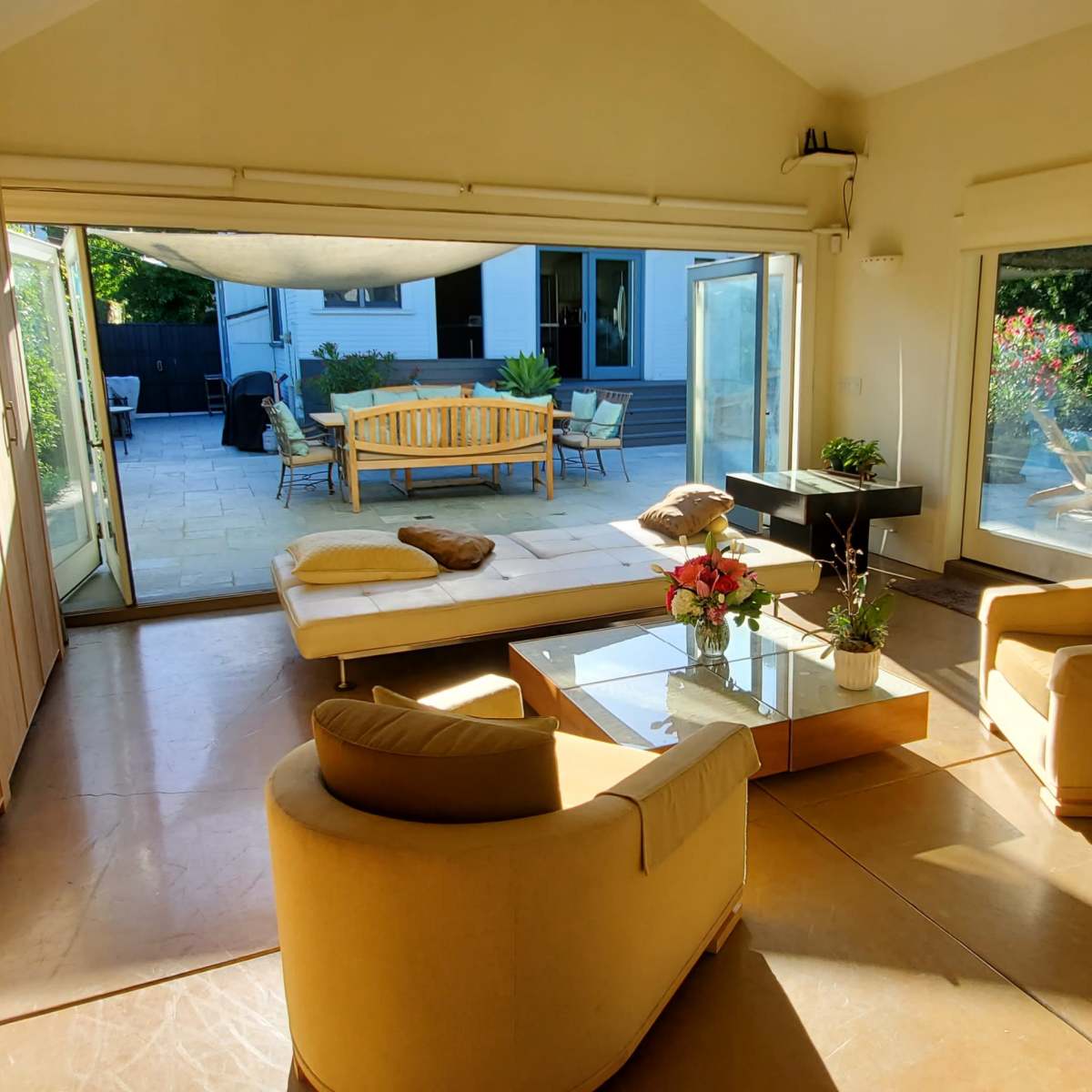 West Hollywood outside space In Historic Spaulding Square, Los Angeles ...