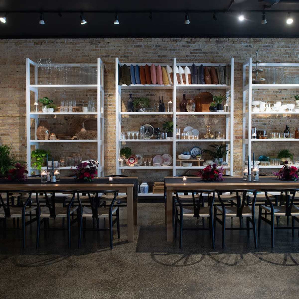 event stylist's production studio and showroom, Highland park, IL ...