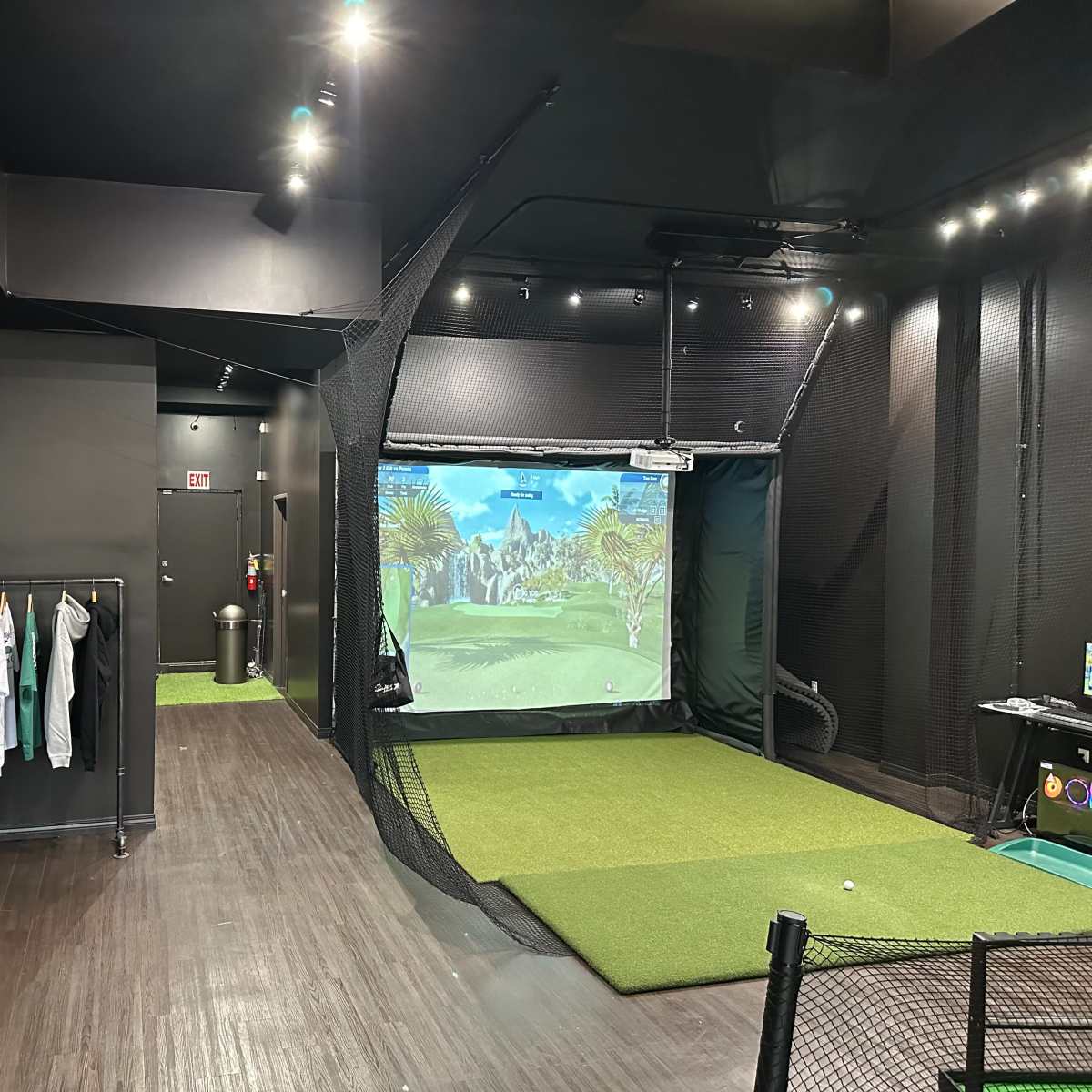 Modern Indoor Golf Studio for private events, Pasadena, CA | Event ...