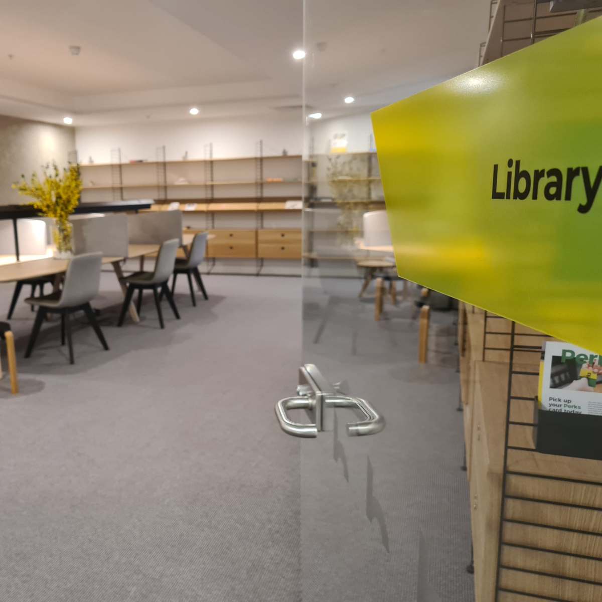 25-30 Capacity Library Setting Meeting Room | Hammersmith | Offsite ...