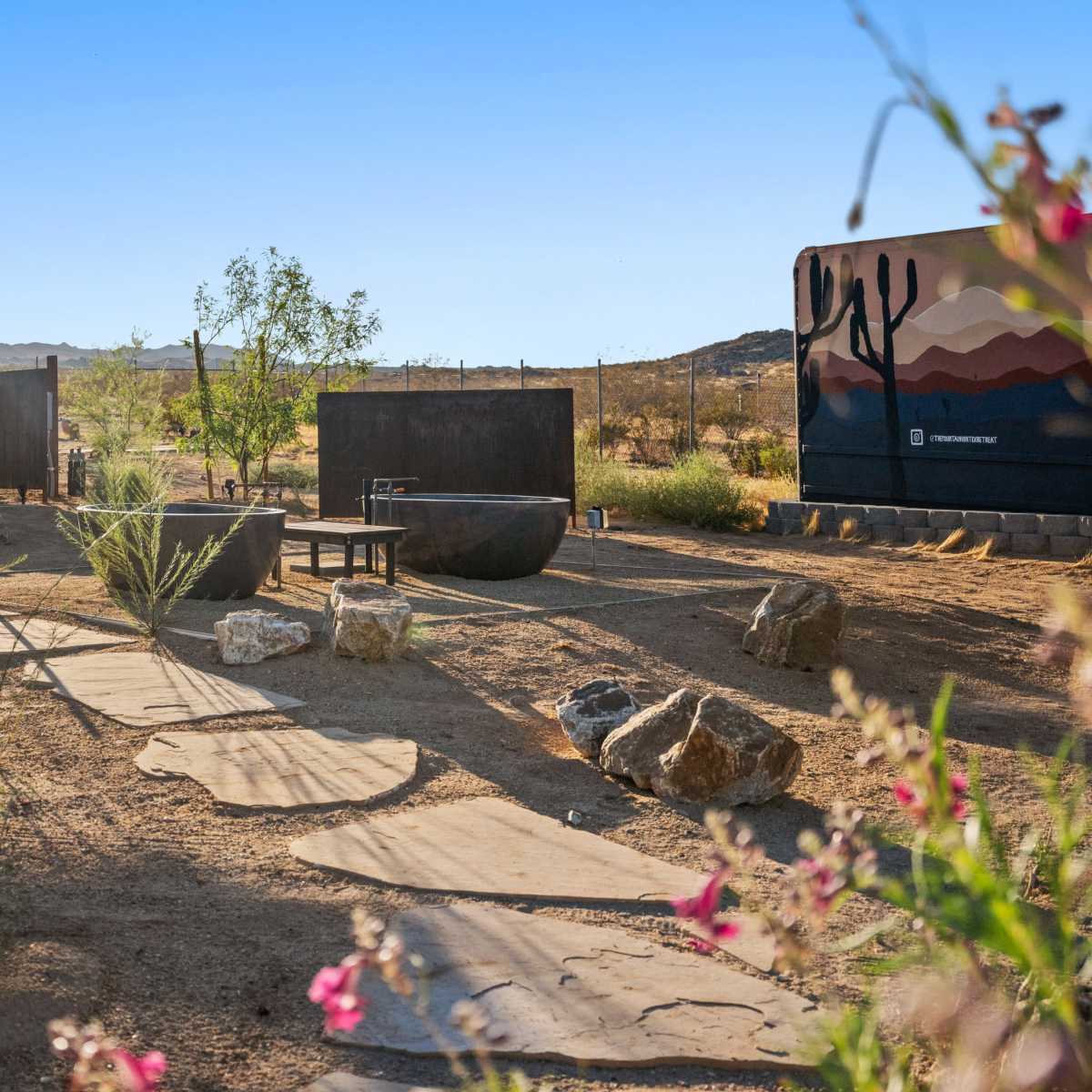 Ventara - A meditative desert home with vast desert views and endless ...