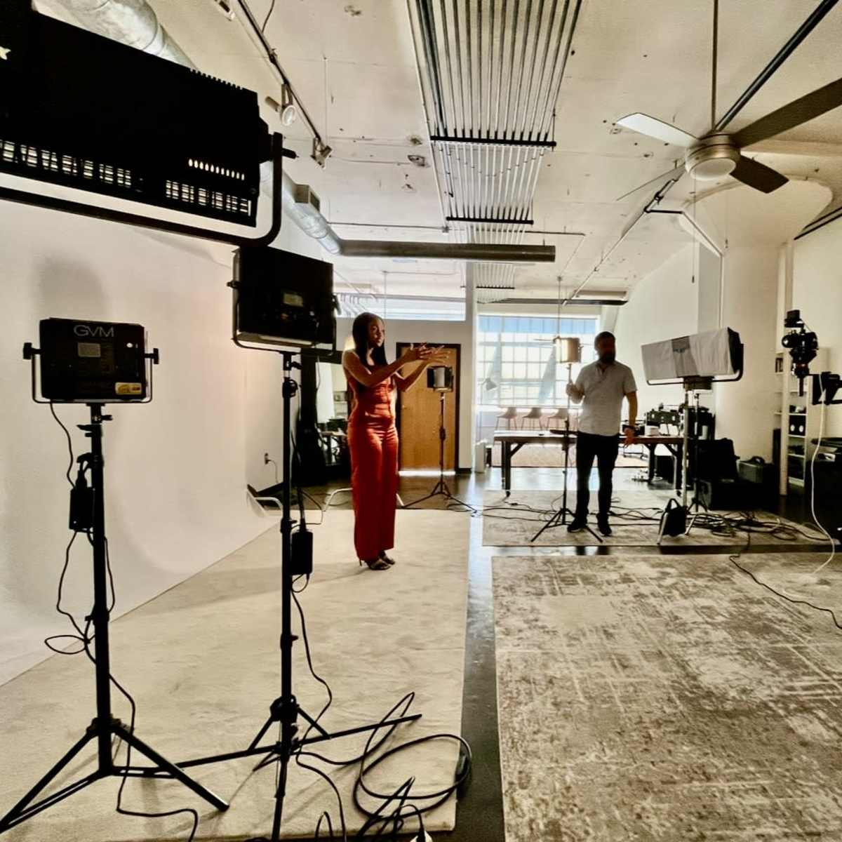 2,000 sq ft Loft studio space with 13ft ceilings and beautiful view of ...