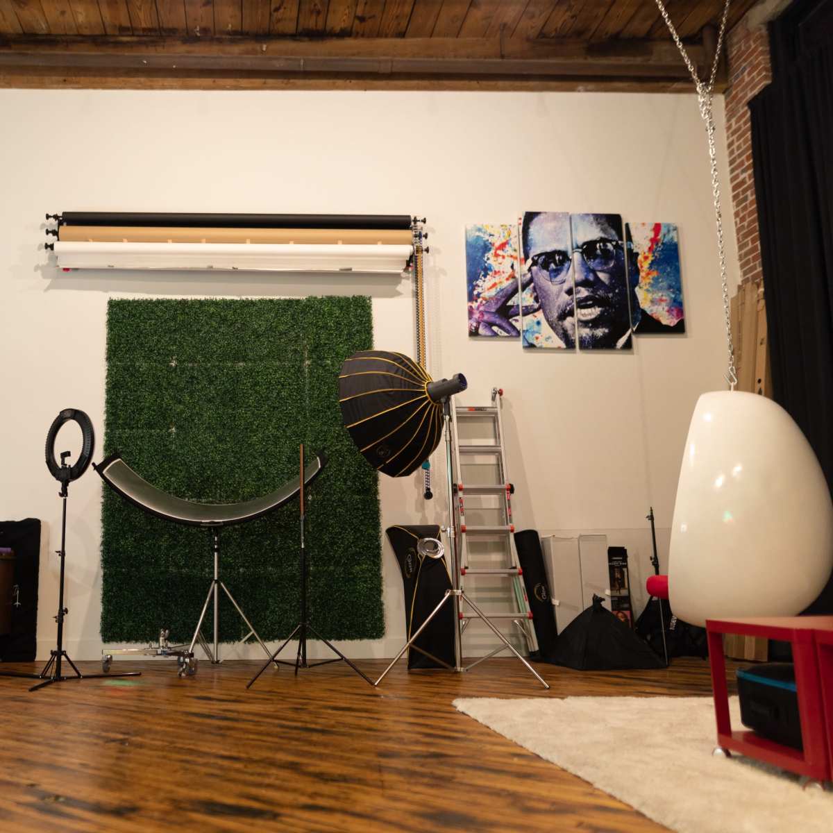 Skyline and City Views with High Ceilings, Philadelphia, PA | Off-Site ...