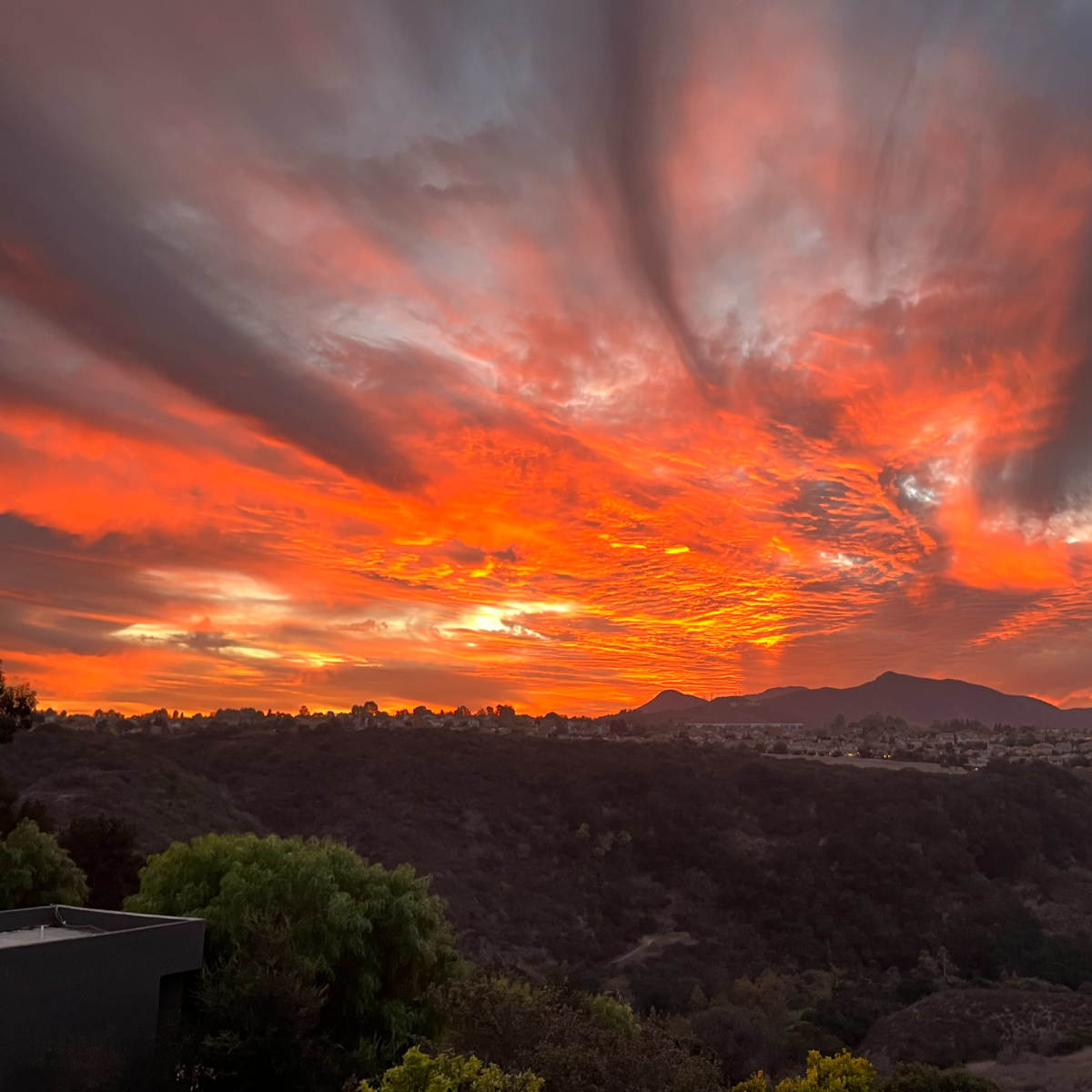 Restored 1969 Vaulted Hilltop Ranch With Burnt Orange Sunsets, Thousand ...