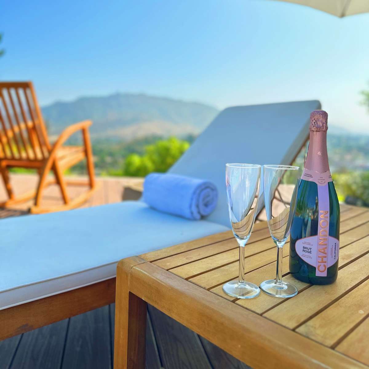 Modern Pool and Luxurious wine country yard with Breathtaking Mountain ...