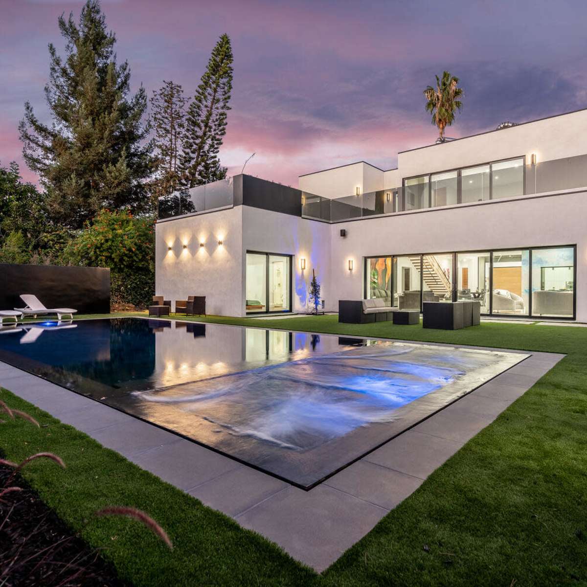 Beautiful Sherman Oaks Mansion For Tv/Movies/Photography, Sherman Oaks ...
