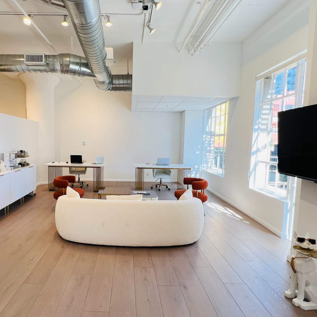 Exclusive Pop-Up Clothing Showroom in Downtown LA’s Iconic Historic ...