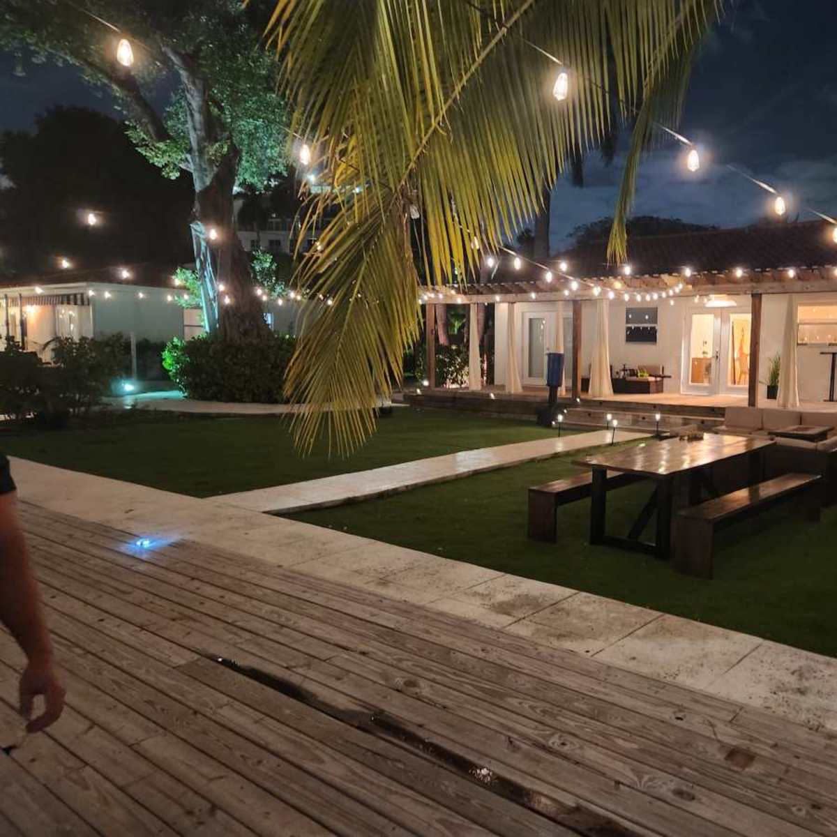 80 foot yacht waterfront property, large outdoor area, access to two ...