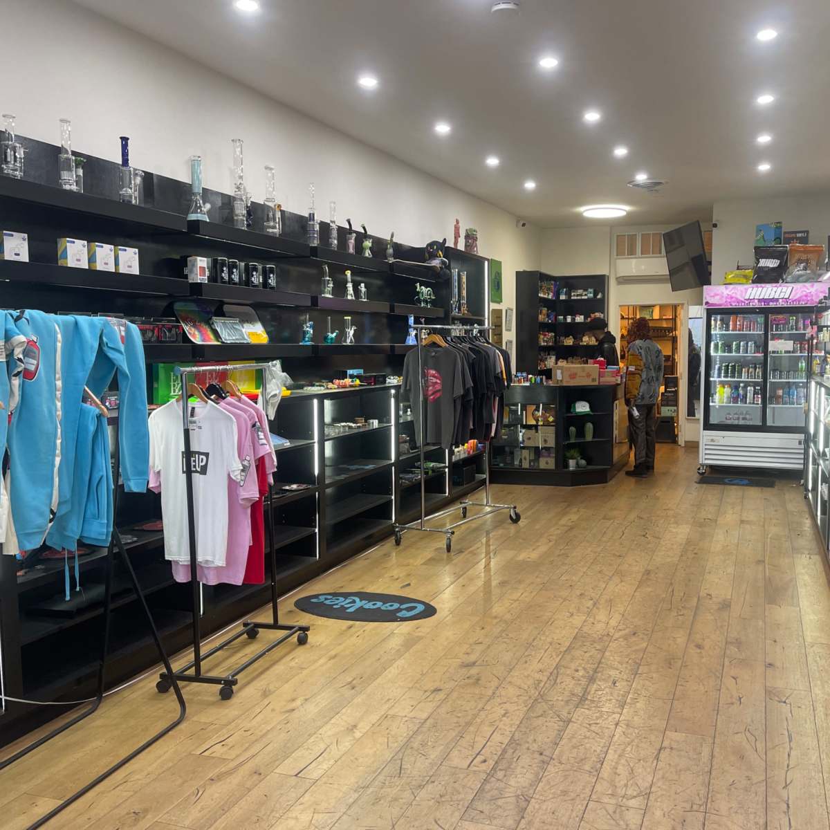 Melrose Exotic Snack & Supply Shop, Hollywood, CA | Production | Peerspace