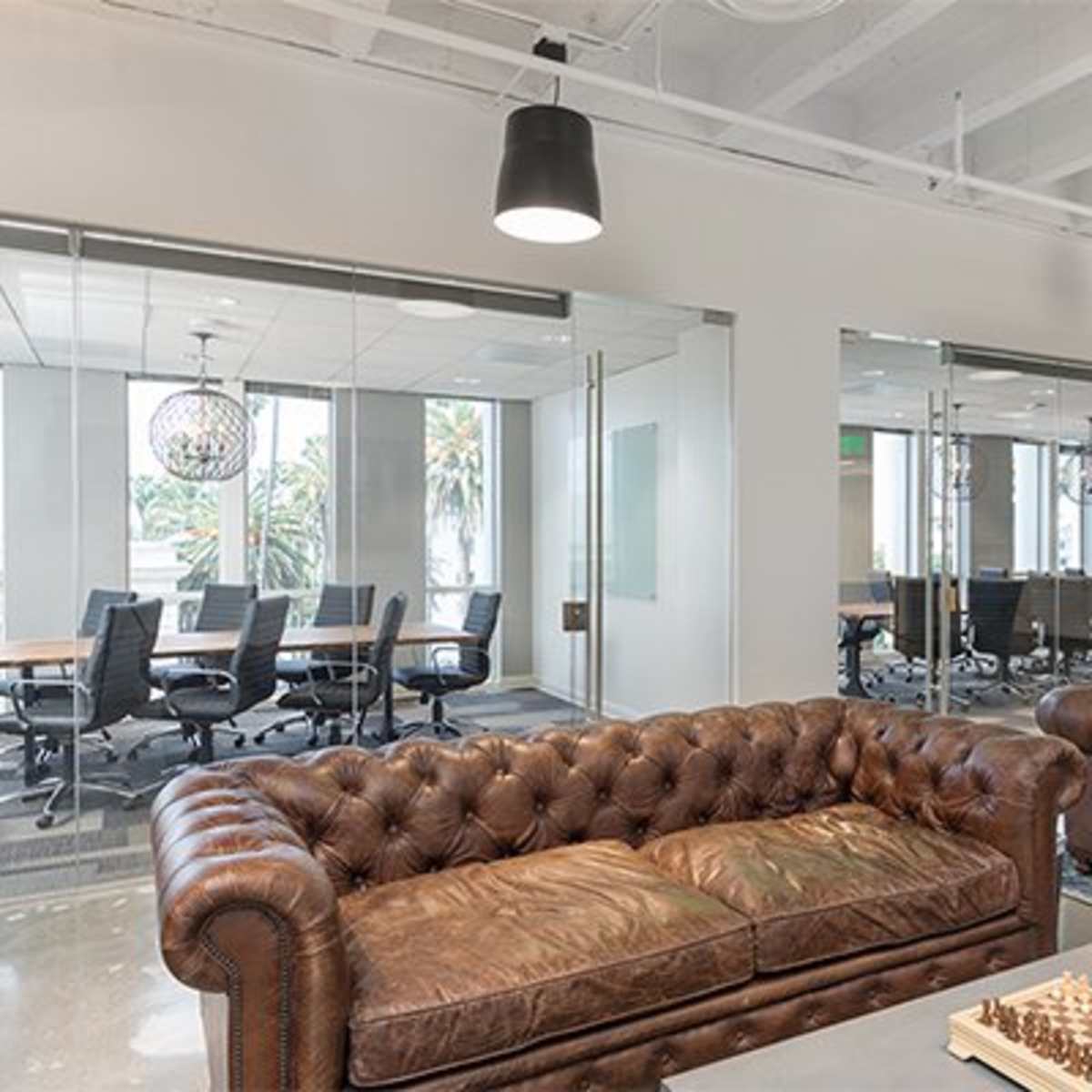 Modern Beverly Hills Conference Rooms for up to 14 People, Beverly ...