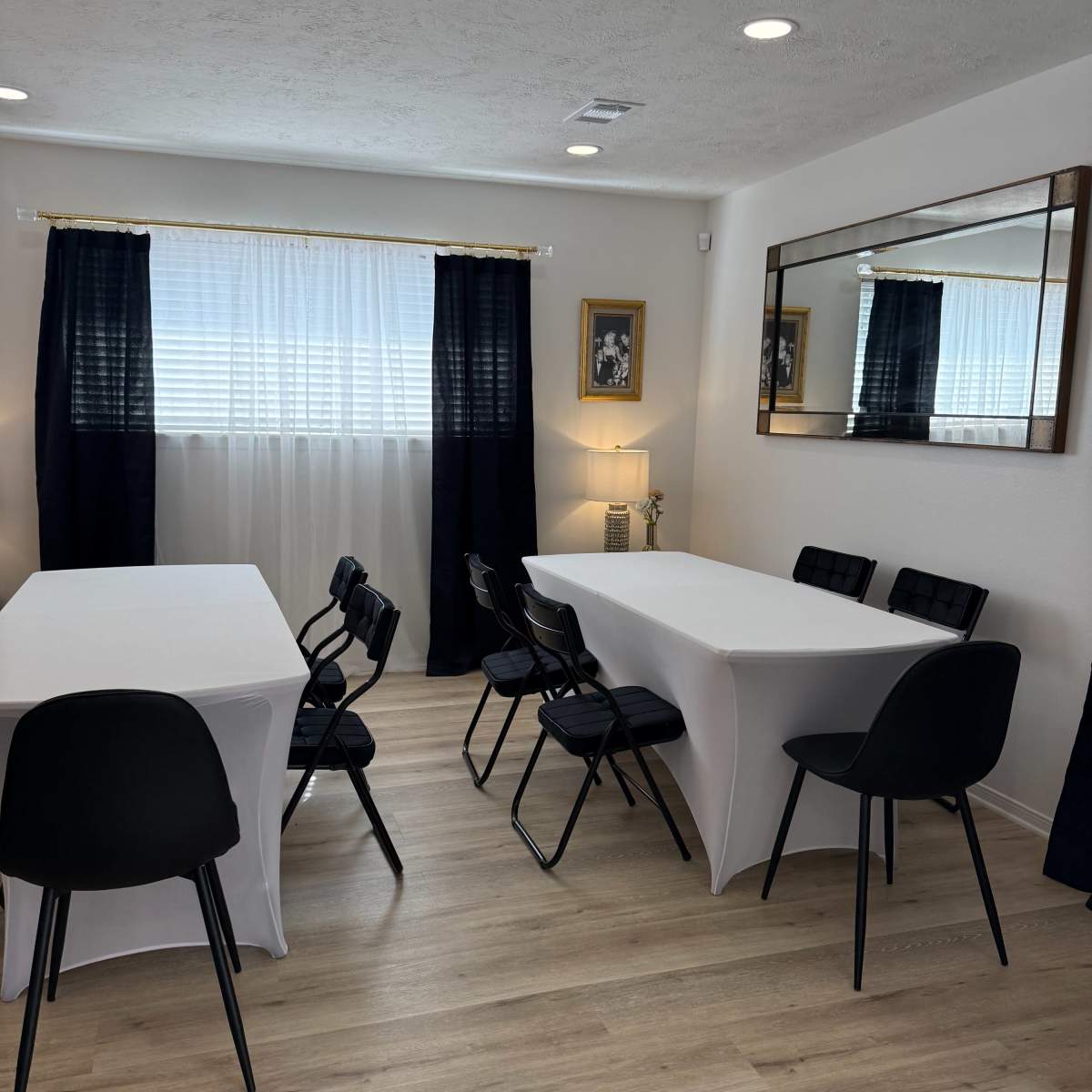The Woodlands Area Sophisticated Cafe and Private Meeting Room or a ...