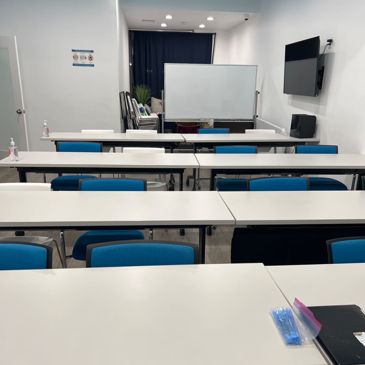 Classroom, Inglewood, CA | Off-Site | Peerspace