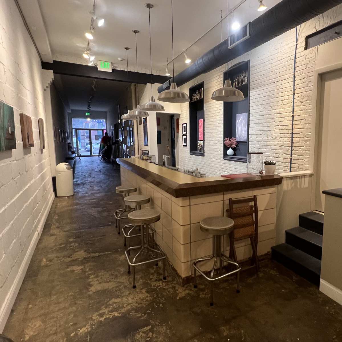 Modern Urban Gallery w/bar, Baltimore, MD | Event | Peerspace