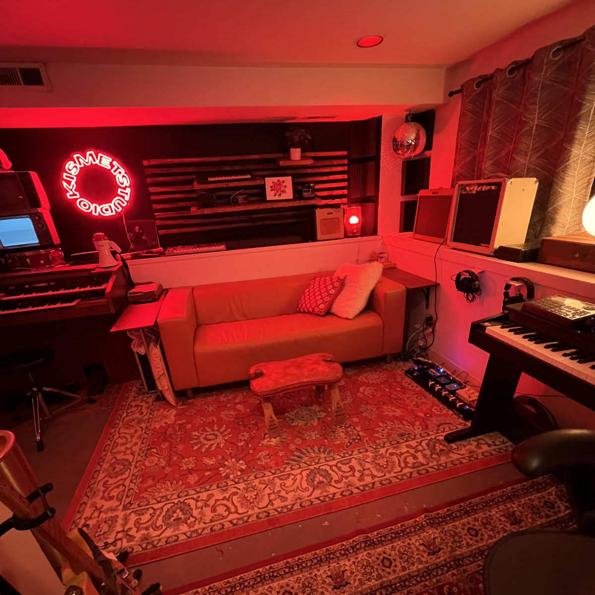 Creative Recording Studio, Ideal for Music, Podcasts, & Beyond ...