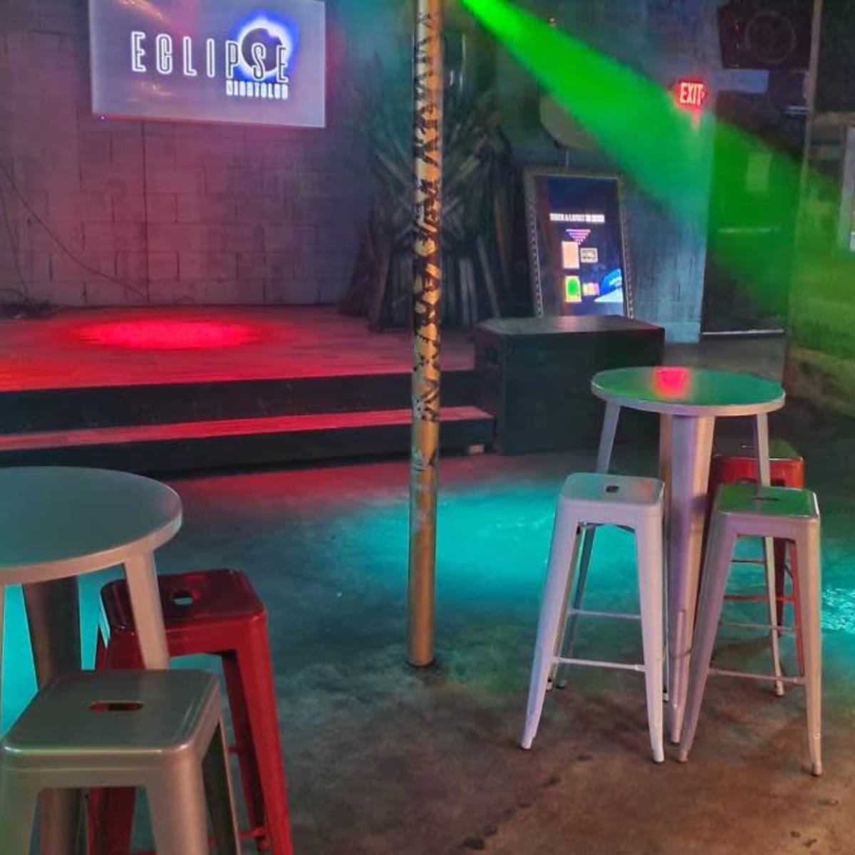 Beautiful Nightclub / Event Space Bars~Stage~Covered Patio~DJs ...
