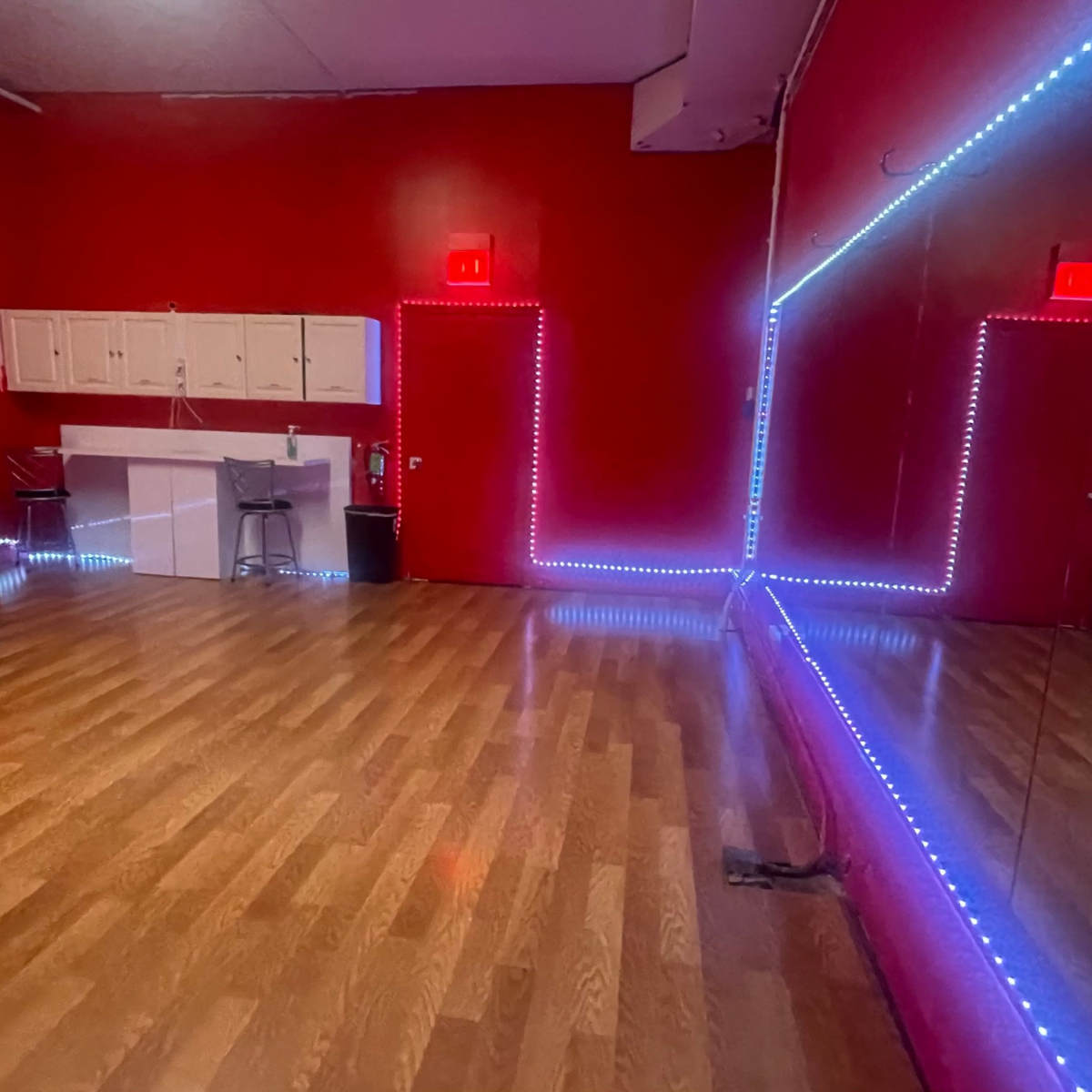 Pole Dance Studio, Chicago, IL | Production | Peerspace
