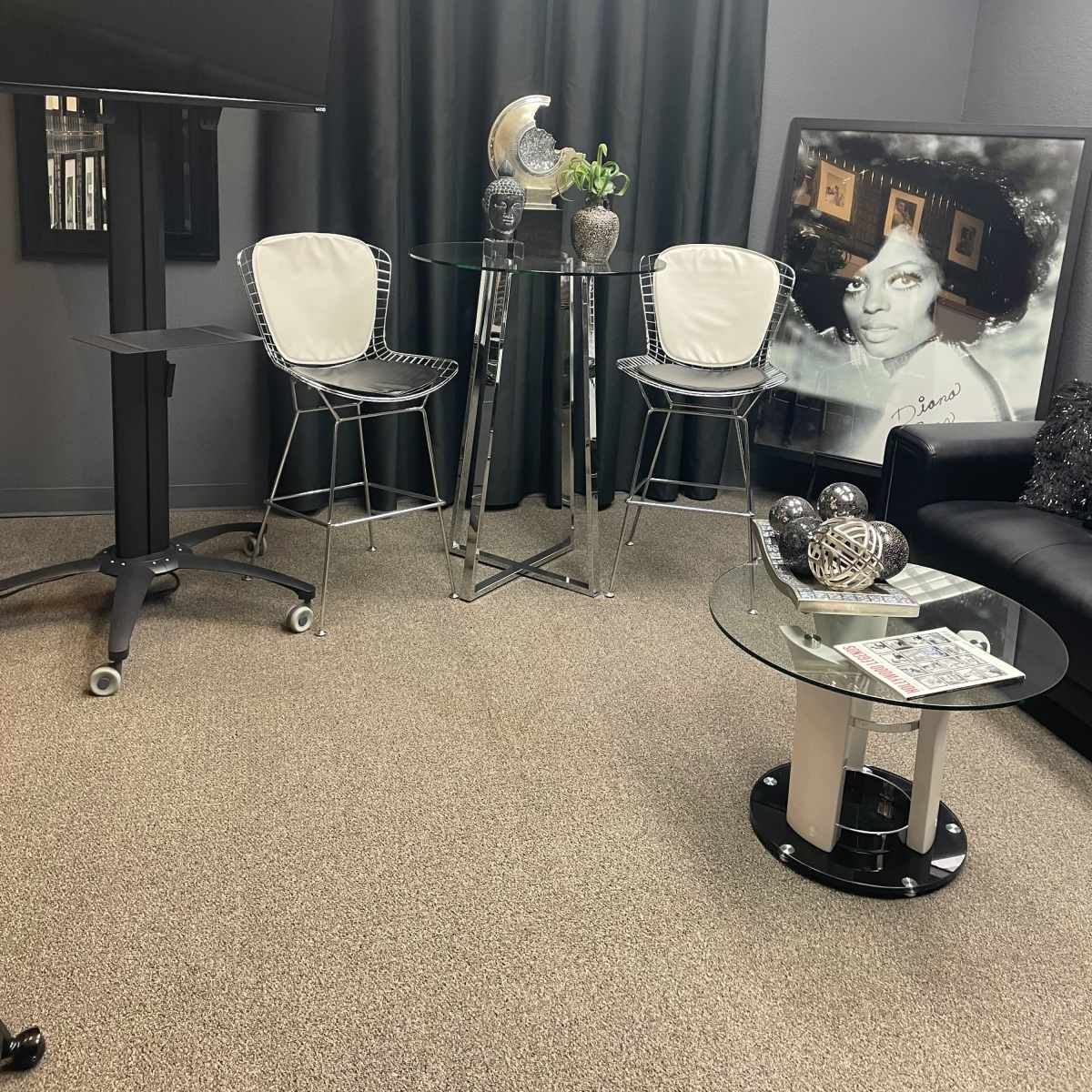 Beautiful, modern, upscale, swanky office for work and/or meetings ...