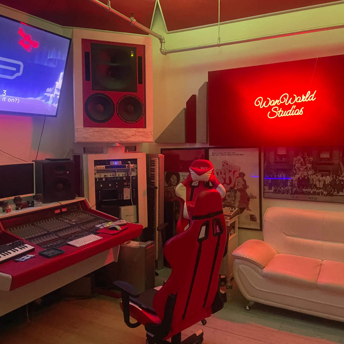 Midtown Spaceship Style Recording Studio, New York, NY | Production | Peerspace