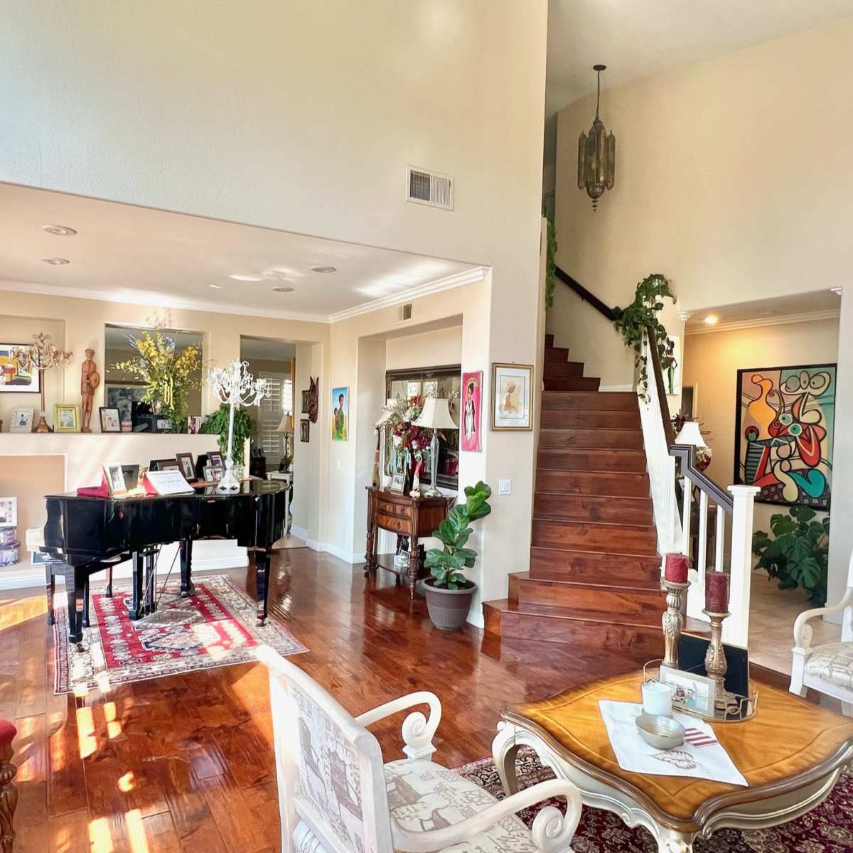 Cozy Hillside Estate & Terrace w/ Stunning Panoramic Views, Anaheim ...