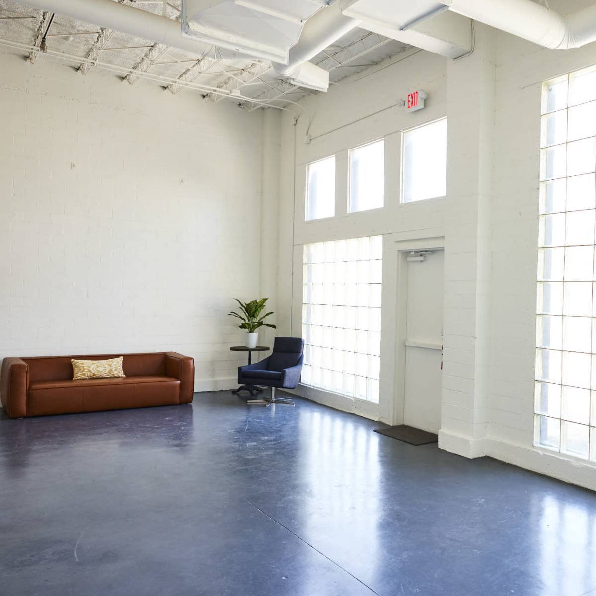 MOST UNIQUE EVENT SPACE in DFW , a beautiful blank space for you to ...