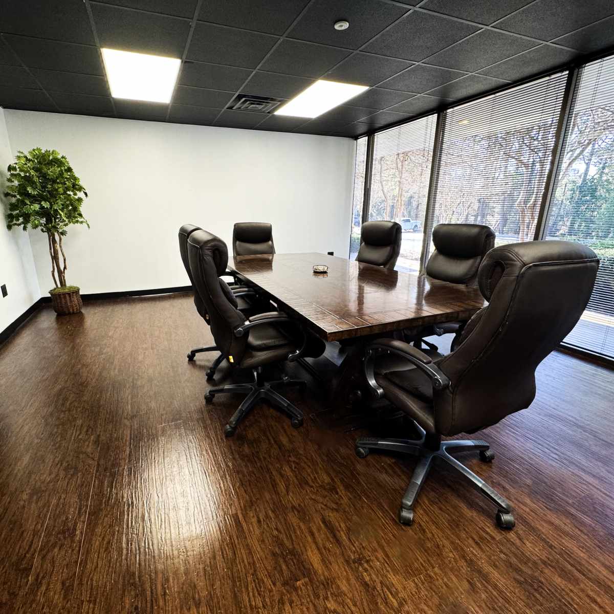 Creative Hub Conference Room - Near The Battery / Braves Stadium ...