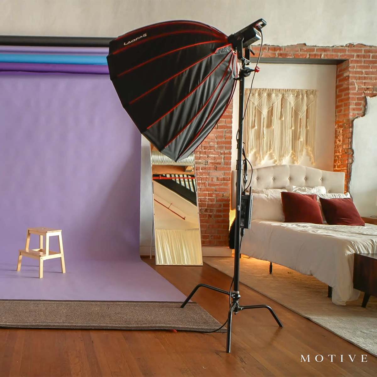 Daylight Photo Studio With 14 Different Backdrop Colors, Kansas City ...