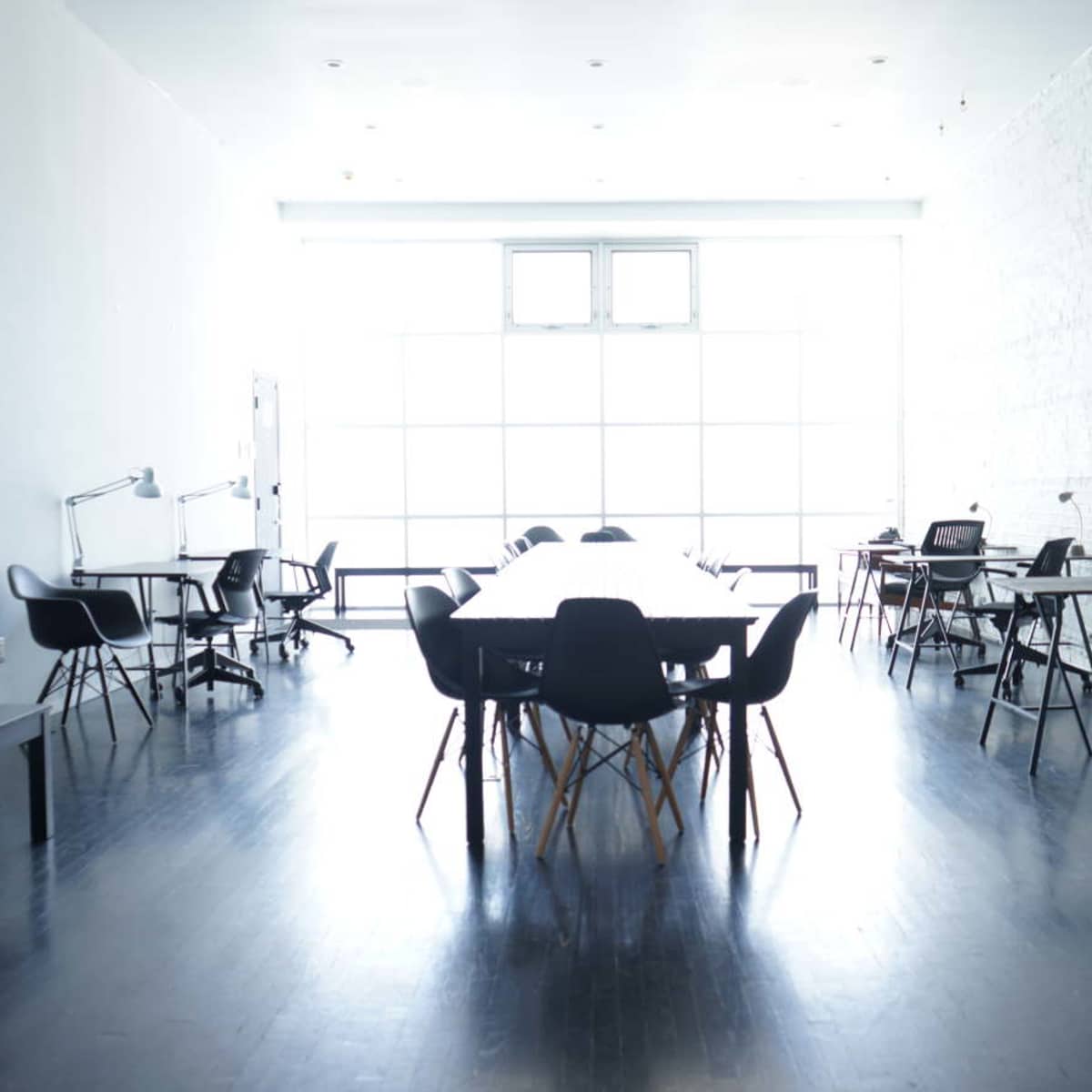 A Bright White Box: Converted Storefront in the Industrial West Fulton ...