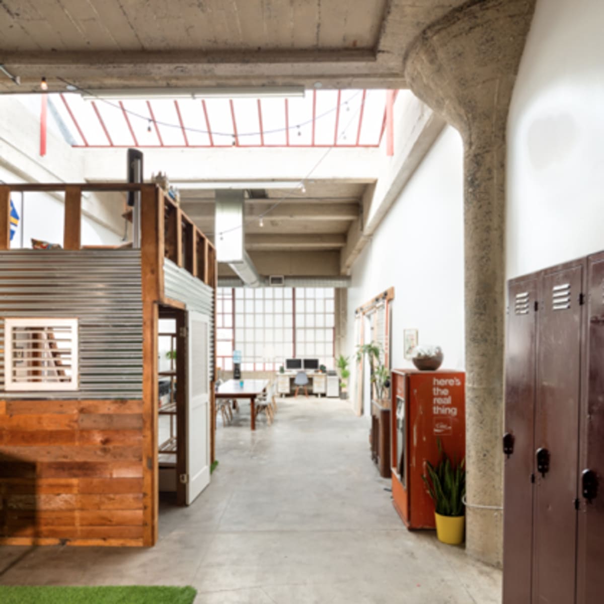 Studio + Production Office // Huge Downtown Industrial Studio With ...