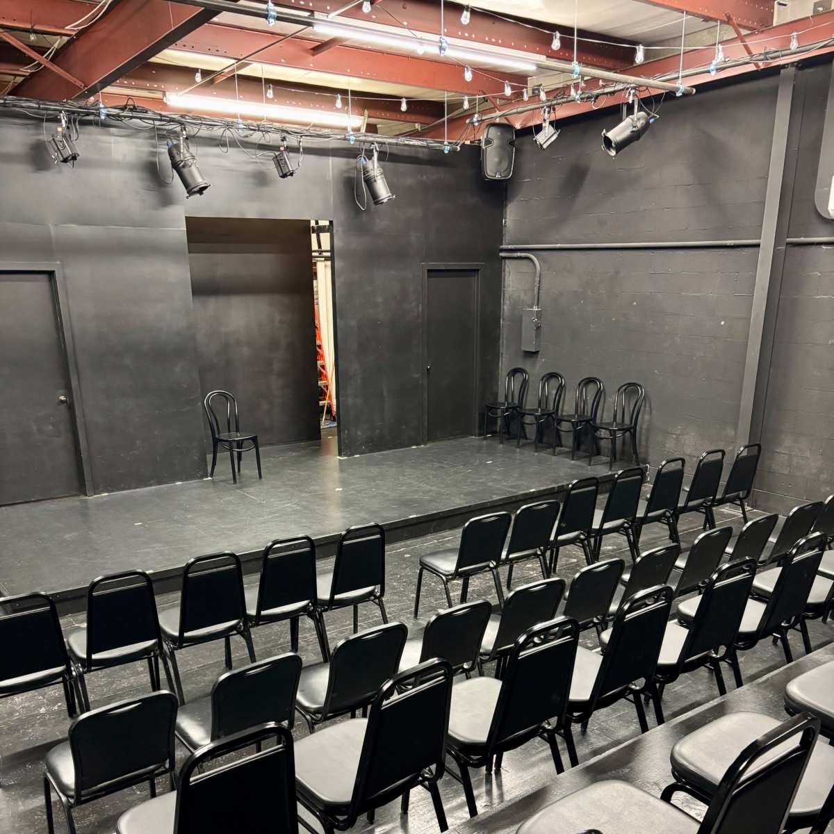 Black box theater and two rehearsal rooms - Industrial / rustic vibe ...