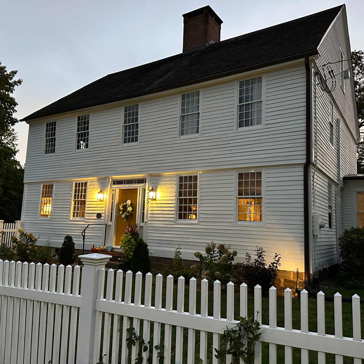 Historical Saltbox Colonial Farmhouse with Barn, Middletown, CT ...