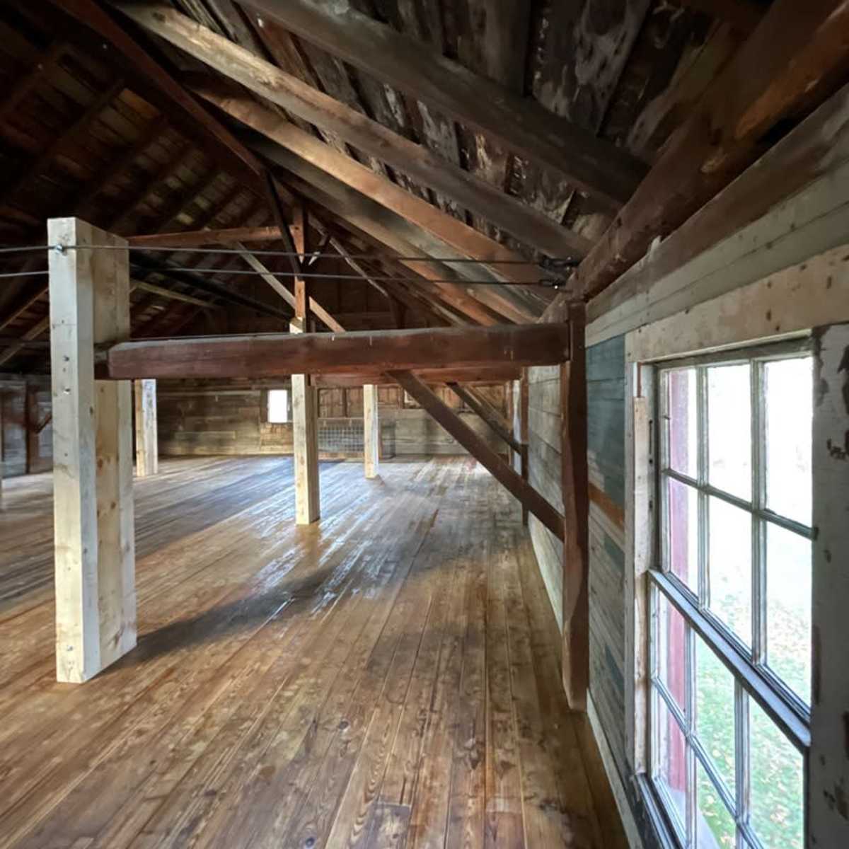 Historic Barn, Kinderhook, NY | Production | Peerspace