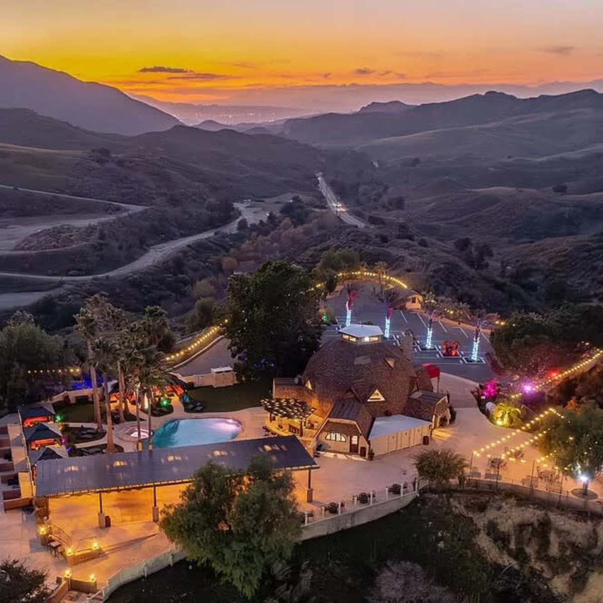 Hills of Santa Clarita Mountain View, Newhall, CA | Production | Peerspace