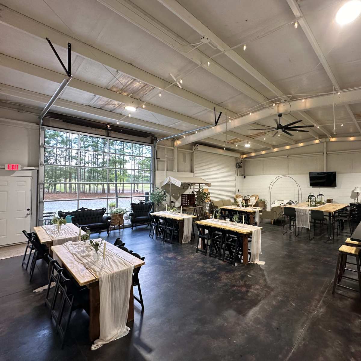Private Studio Warehouse Surrounded by Woods and Fields, Williamson, GA ...