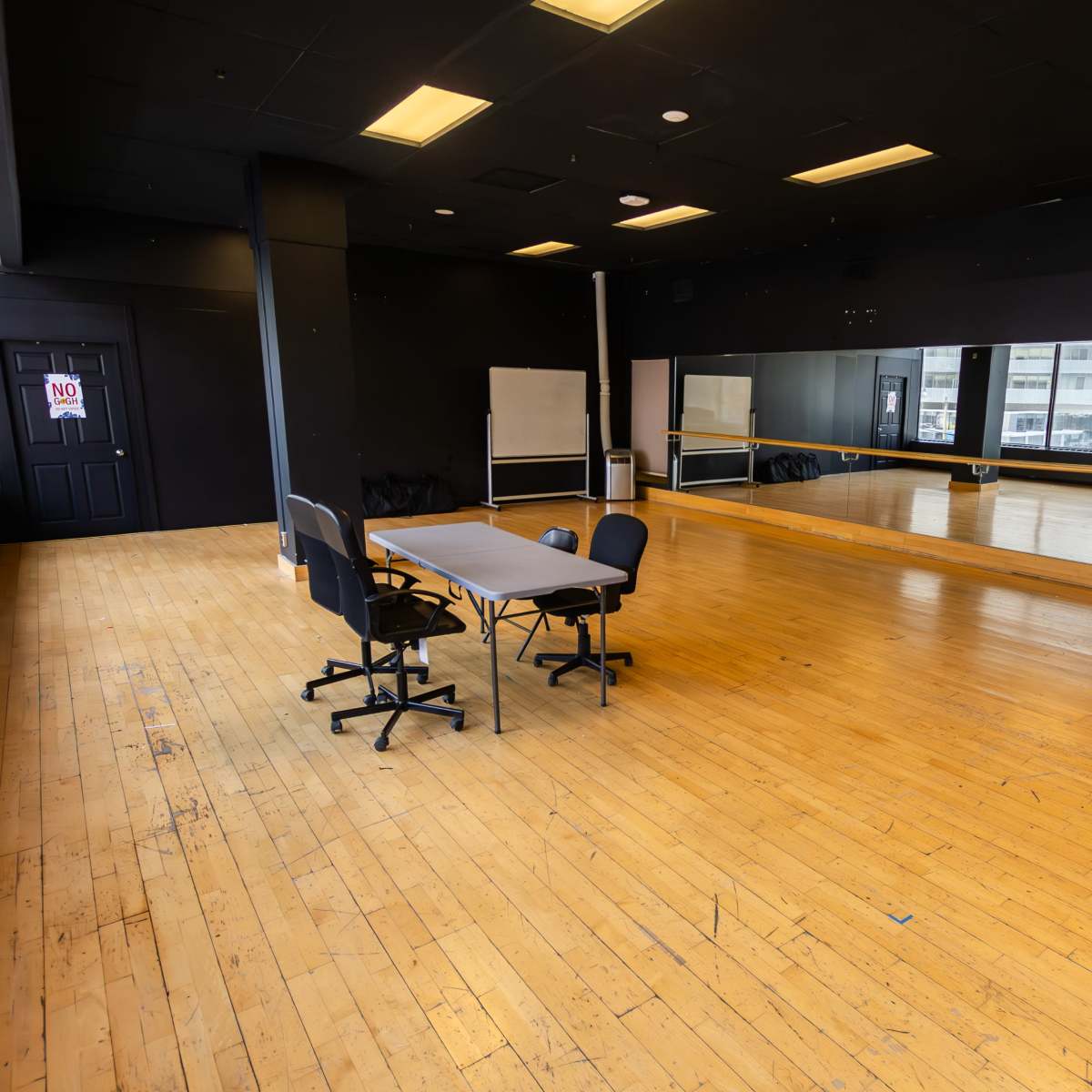 Downtown Studio by Union Station & Harbourfront, Old Toronto | Off-Site ...