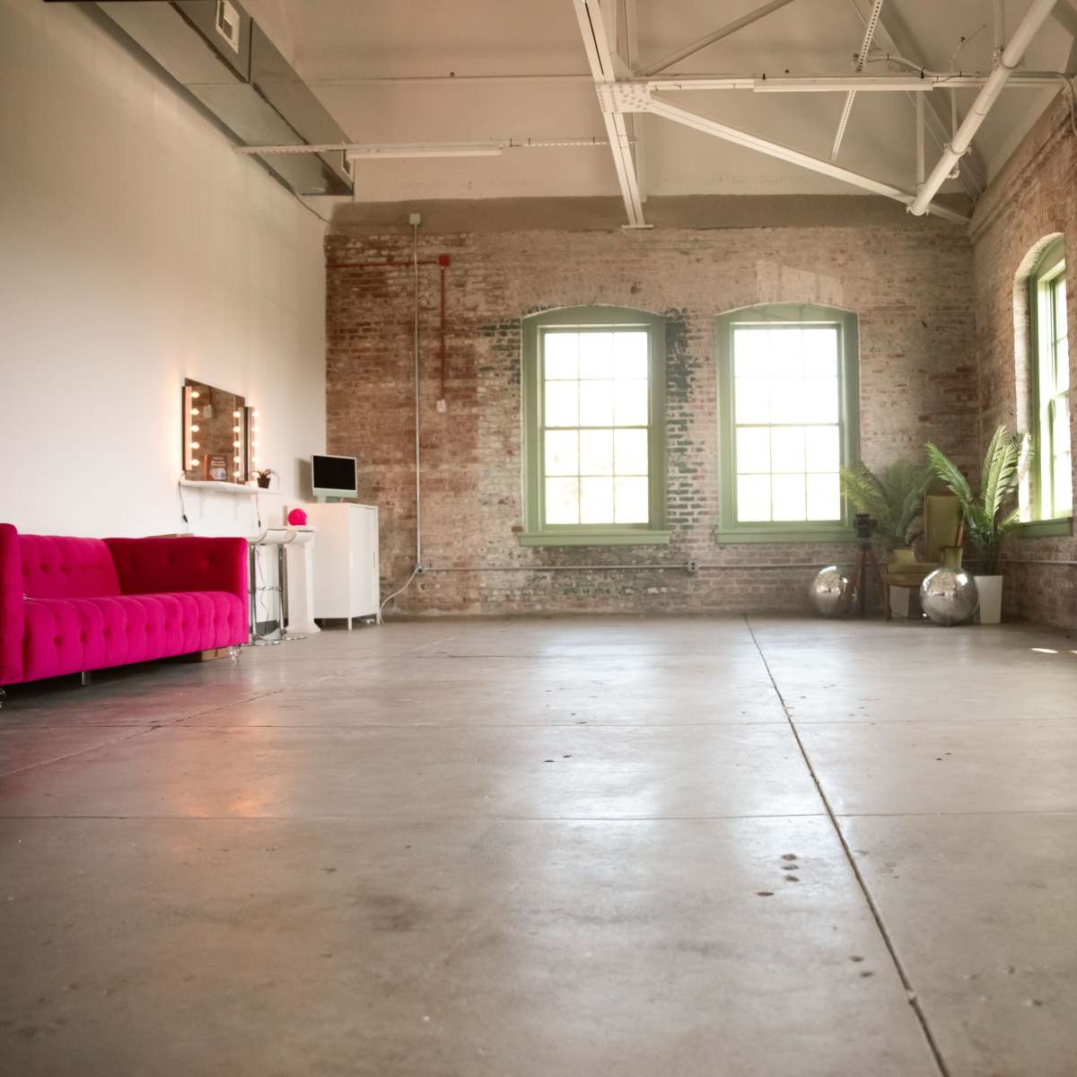 Fully Equipped NYC-style Loft Photo Studio in Downtown Baltimore ...