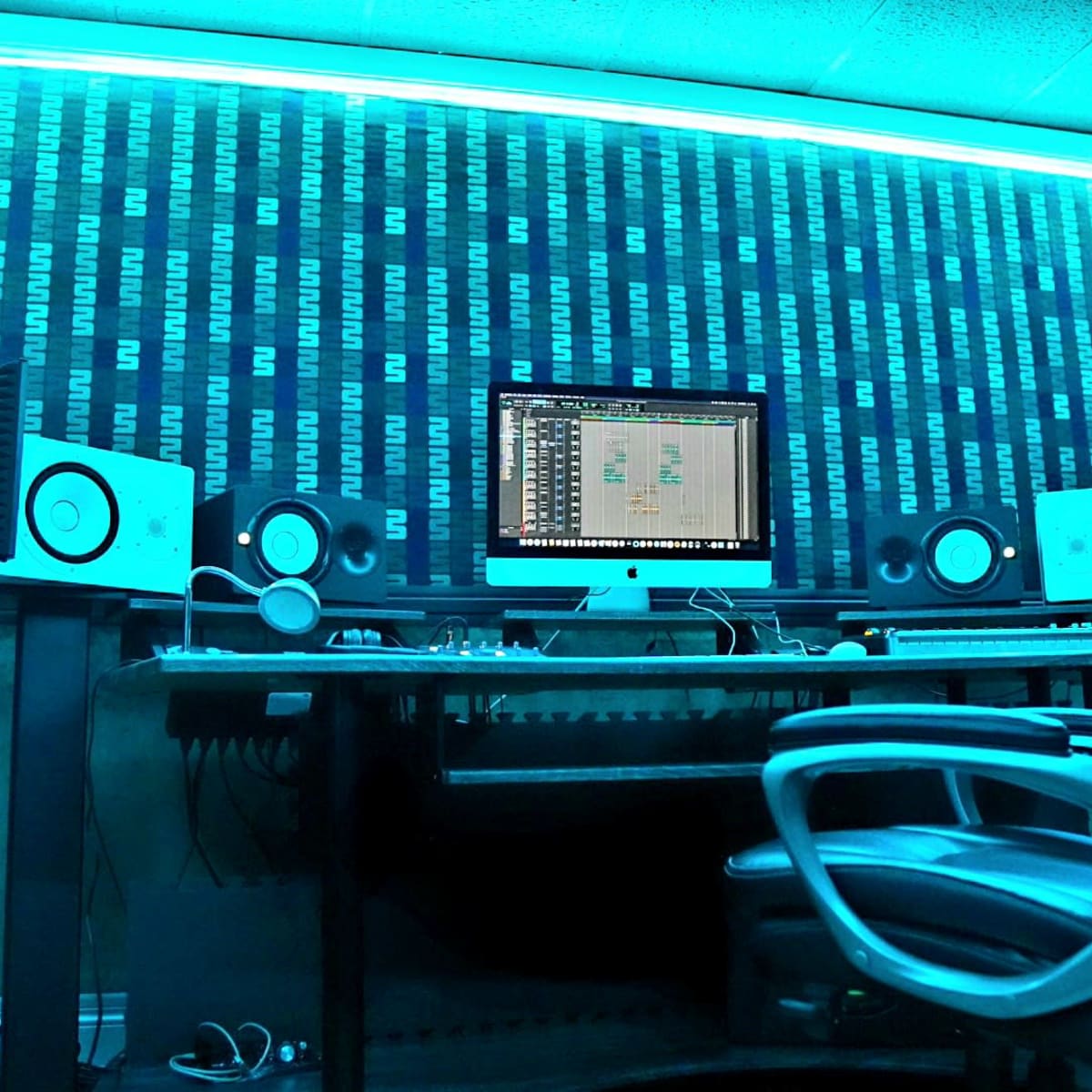 Hollywood Recording Studio Next To The Stars, Los Angeles, CA ...