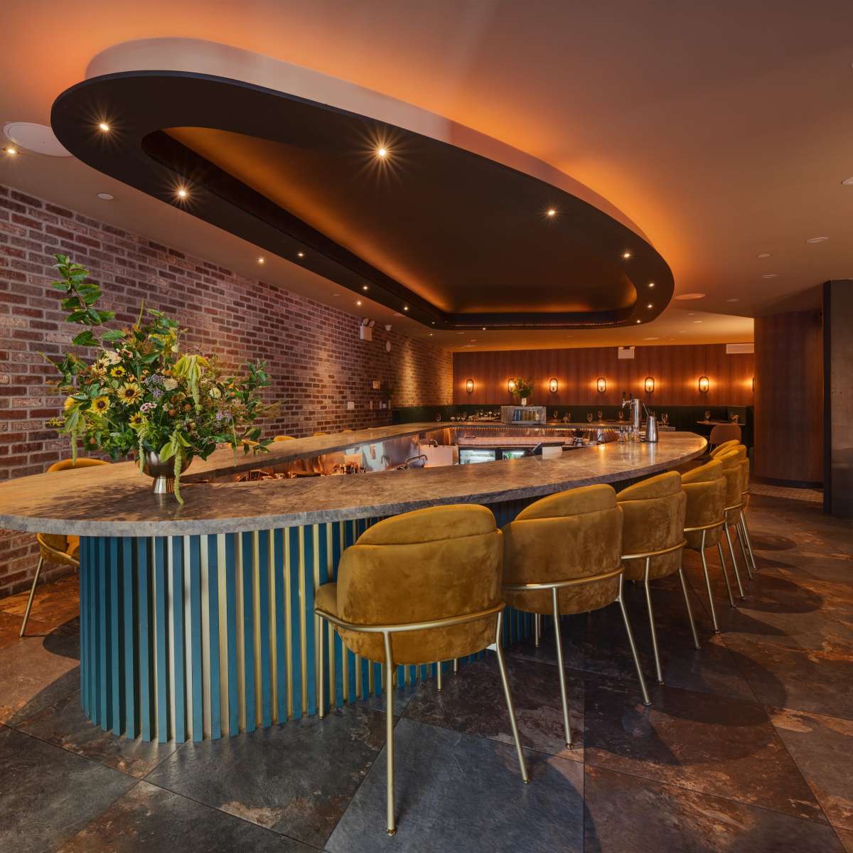 Modern Contemporary Restaurant Space with Enclosed Atrium in the Heart ...