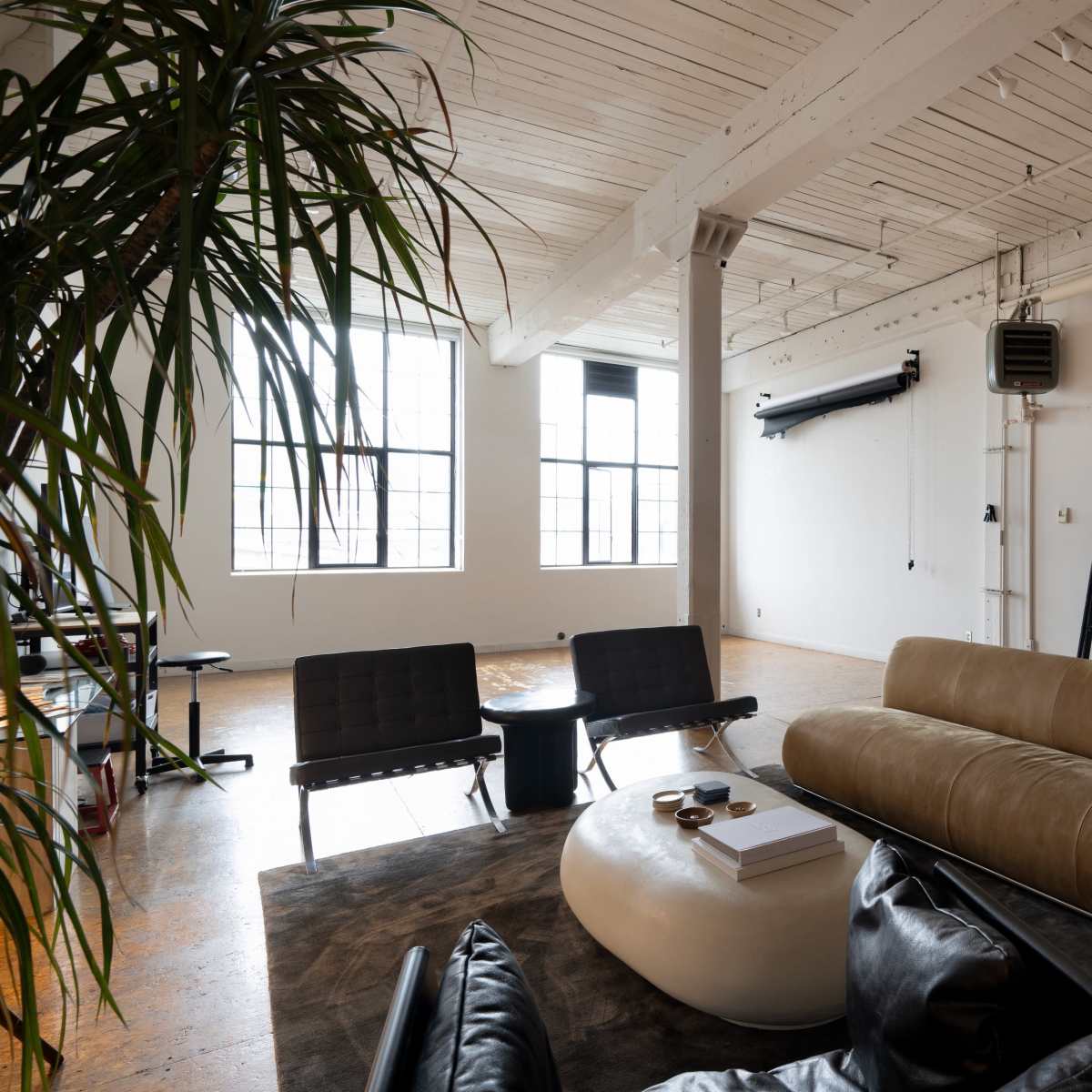 Prince Davis Photography | Minimal Contemporary Loft Geared for Content ...