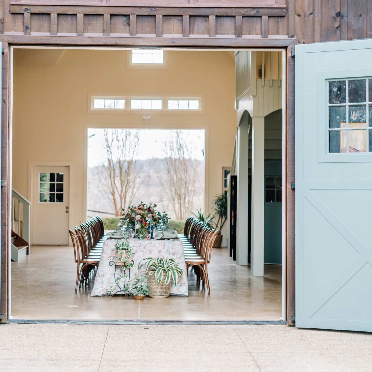 Serene Barn House on 44 Acres of Rolling Hills, Delaplane, VA ...