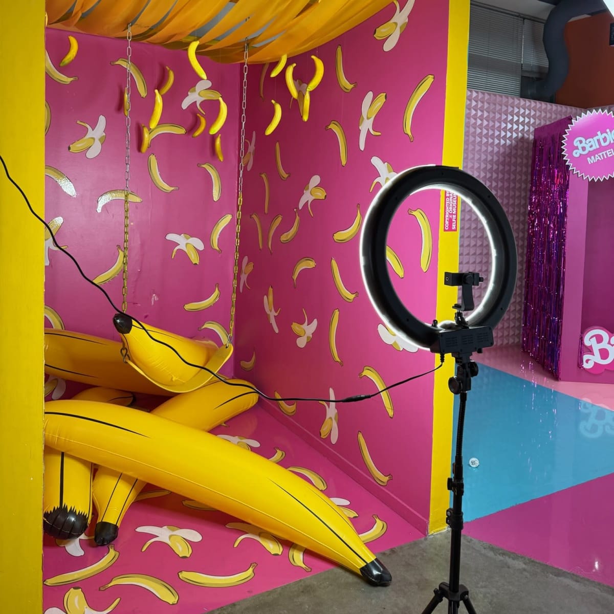 Vibrant 3,500 SF Interactive Selfie Museum - Perfect for Content ...