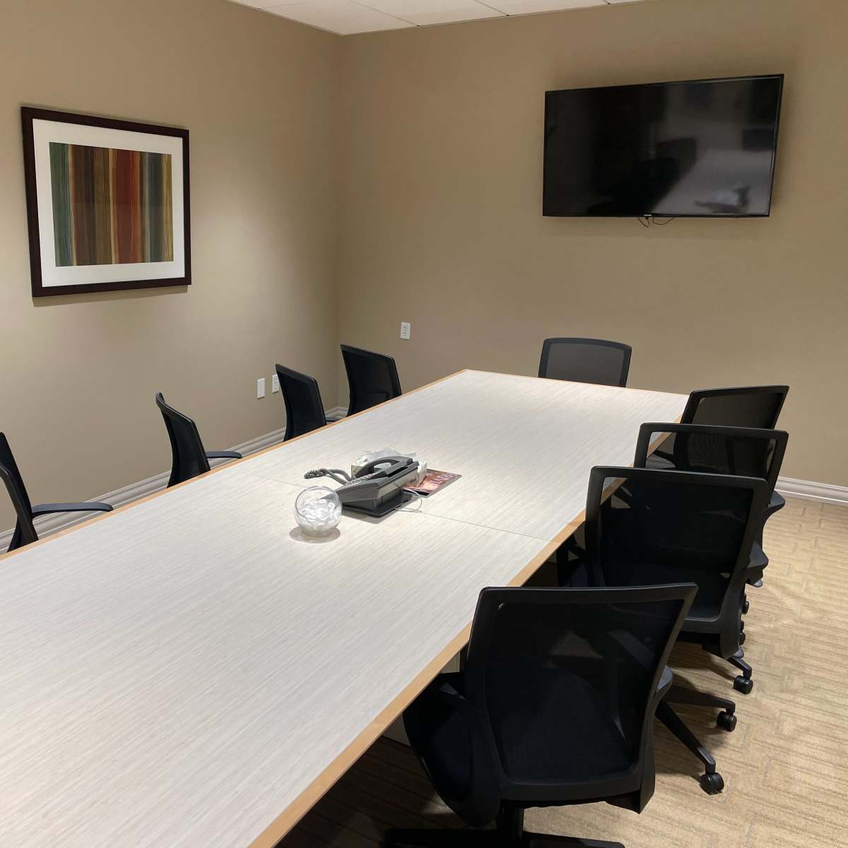 12 Person conference room, IRVINE, CA | Off-Site | Peerspace