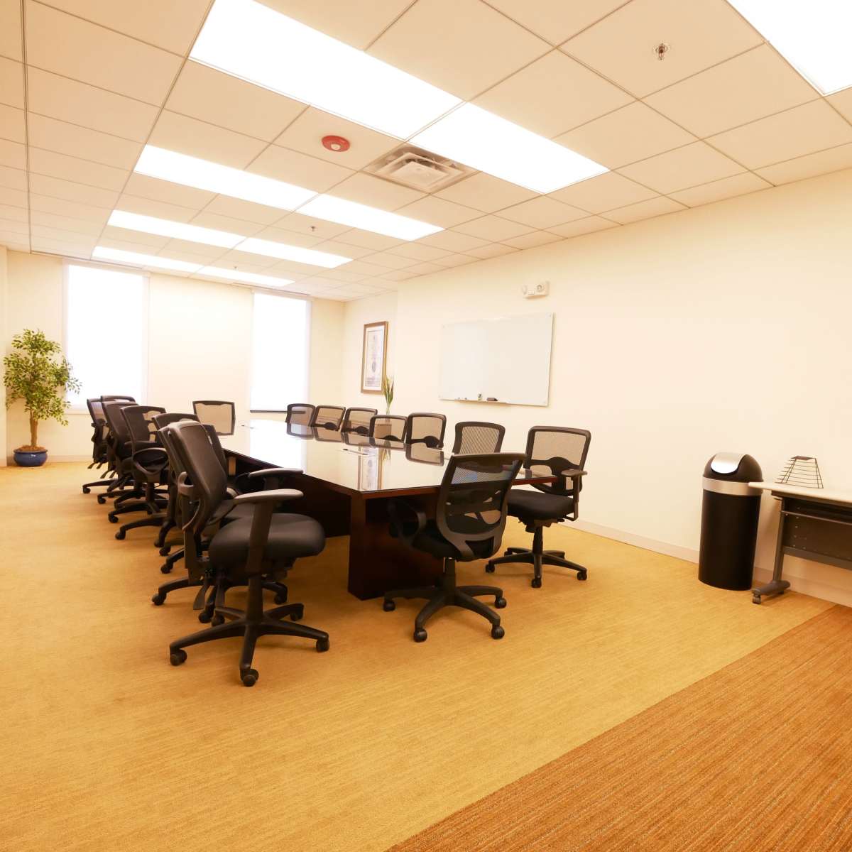 Boardroom w/ Screen, Handicap & 24/7 access!, Rolling Meadows, IL | Off ...