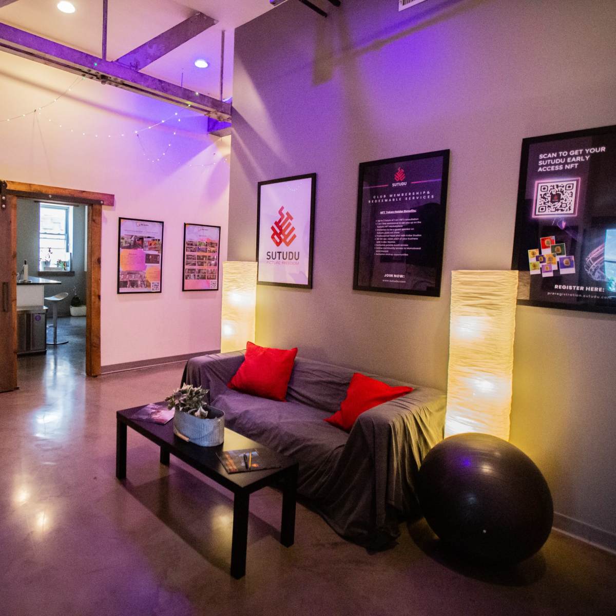 "Kvibe Studios: An 8000 sq ft Hidden Gem", Jersey City, NJ | Off-Site | Peerspace