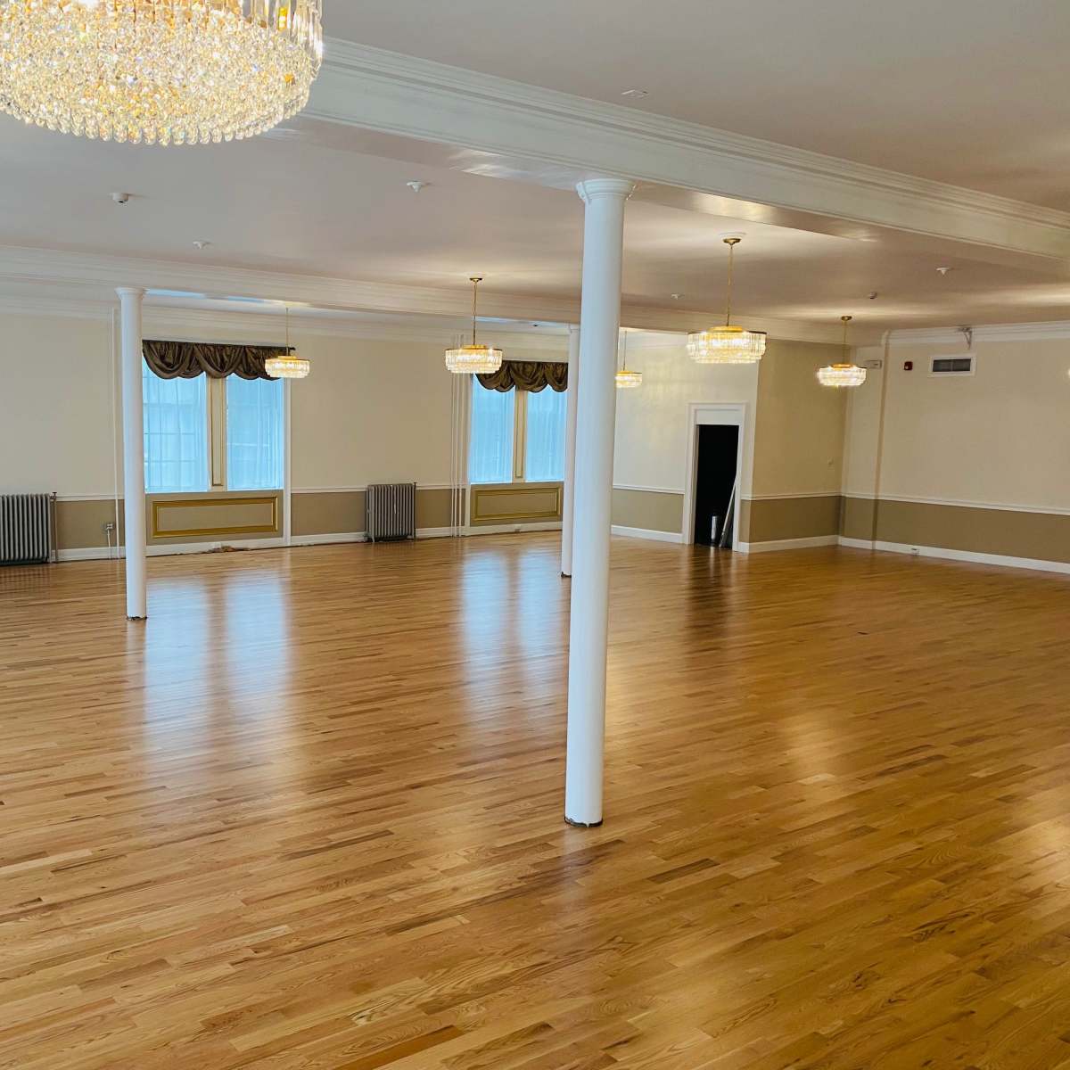Historic mansion reception/meeting space and downtown ballroom ...