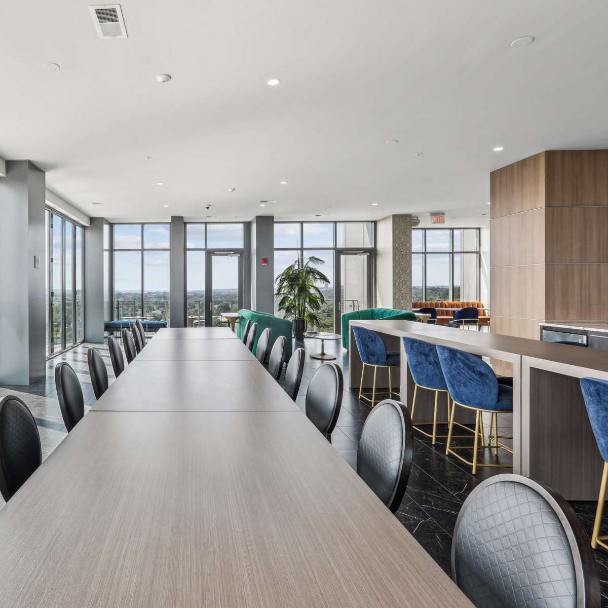 Spacious Sky Lounge with Sweeping Views of DC, Alexandria and MD ...