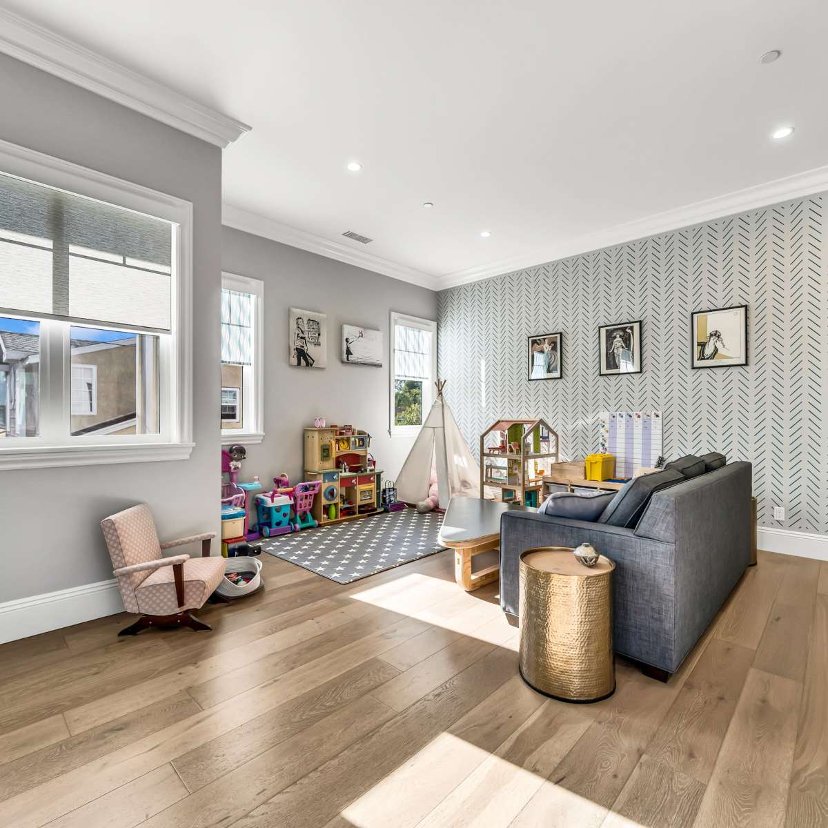 SPACIOUS MODERN FARMHOUSE: BURBANKS PRODUCTION GEM, Burbank, CA | Off ...